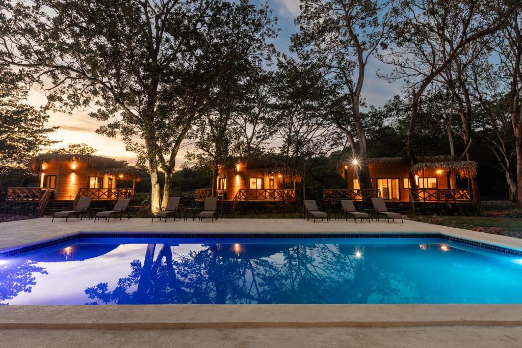 Dos Mares Venao Village, Playa Venao (updated prices 2026)