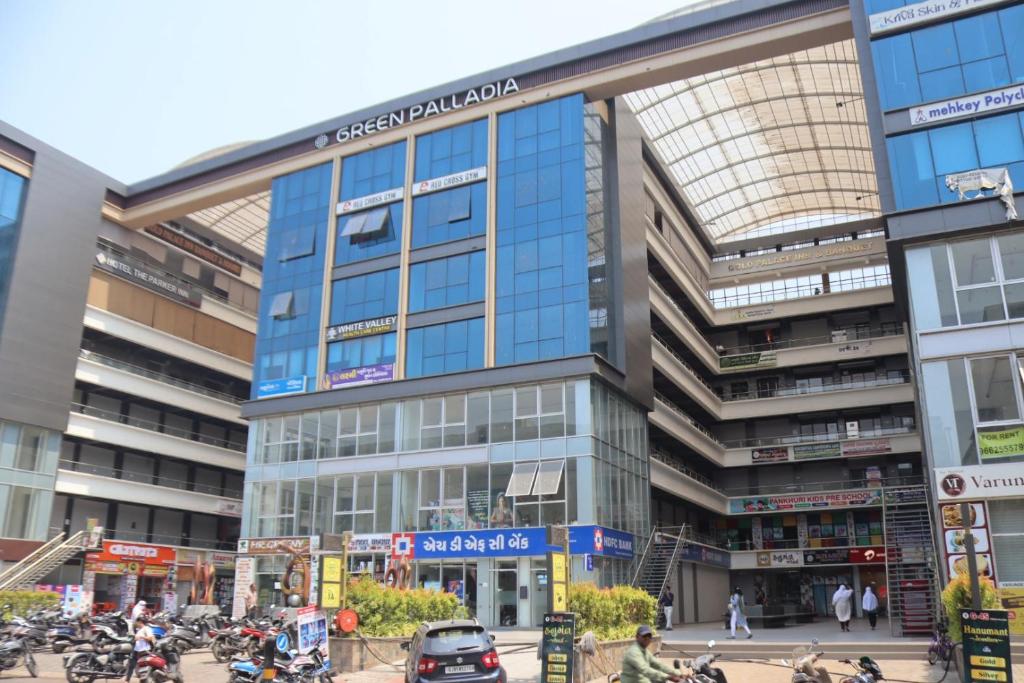 Hotel Gold Palace Inn, Surat (updated prices 2026)