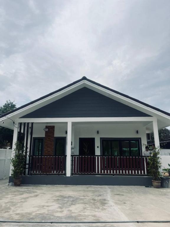 Tok Gawo Guest House, Kampong Cherok Belingkok (updated prices 2025)