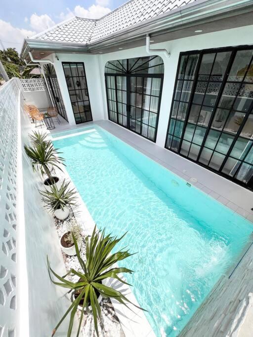 Sunset Bali Luxury Villa, Muzon (updated prices 2026)