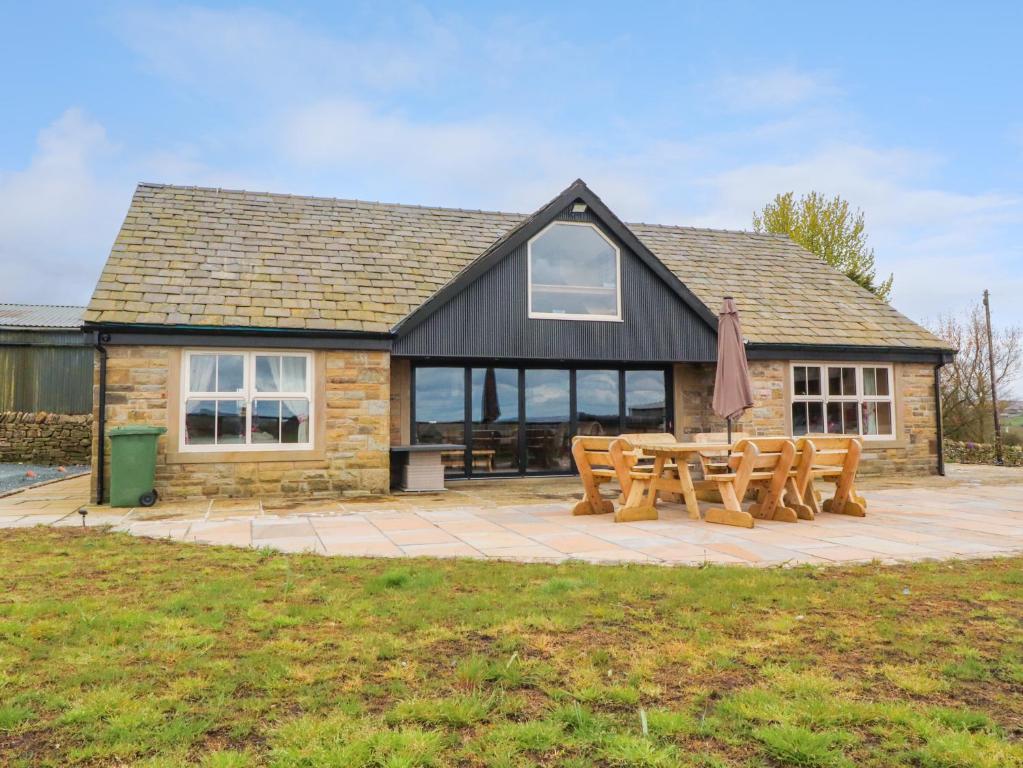 Meadow Top Farm Barn, Accrington (updated prices 2025)