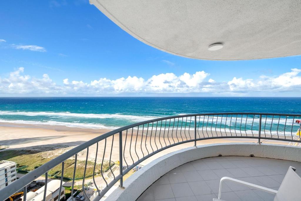 Acapulco Deluxe 2 Bedroom Apartment - CoastHM, Gold Coast (updated ...