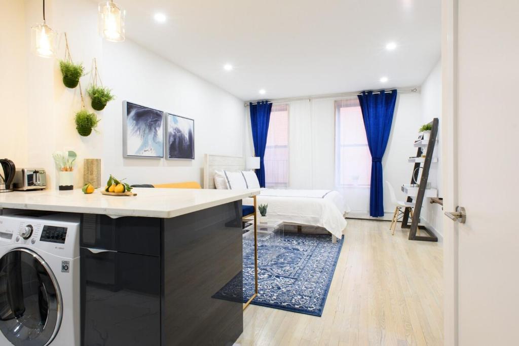 1597-9 Renovated Studio Prime UES WD in unit, New York (updated prices ...
