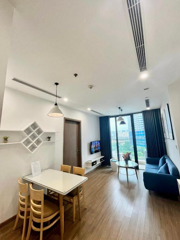 Asahi Luxstay - Vinhomes Skylake view Landmark Tower, Hanoi – Updated ...