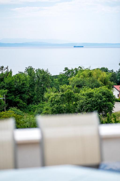 Apartment Ika with the pool and sea wiev, Ika (updated prices 2026)