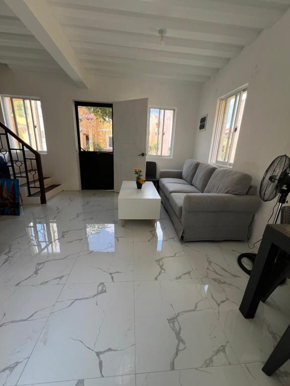 Affordable 2 storey transient house with free wifi in Camella Homes ...