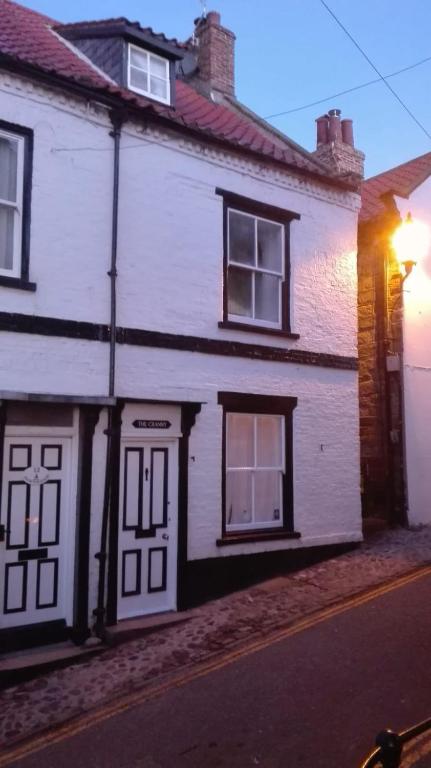 The Cranny, Robin Hood's Bay (updated prices 2026)