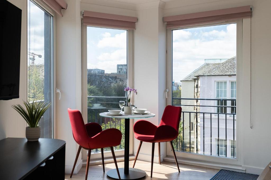 PREMIER SUITES Edinburgh Fountain Court, Edinburgh (updated prices 2025)