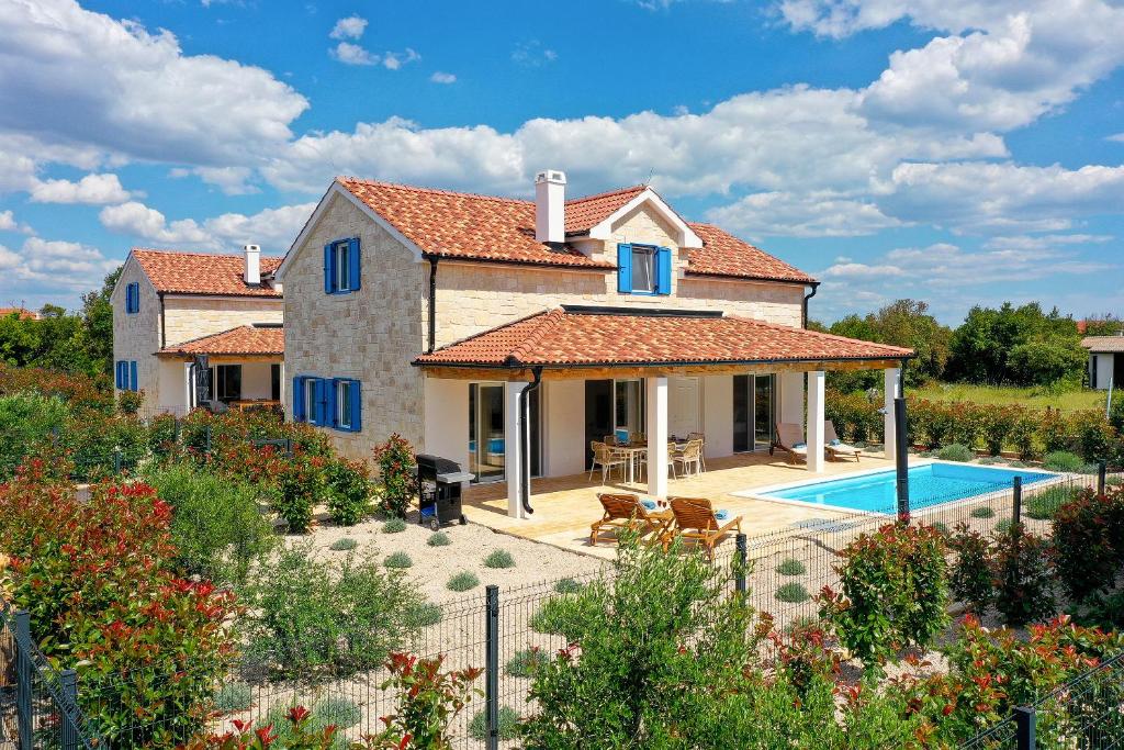 Papa's Court IV Pasman Villa with pool, Pašman (updated prices 2026)