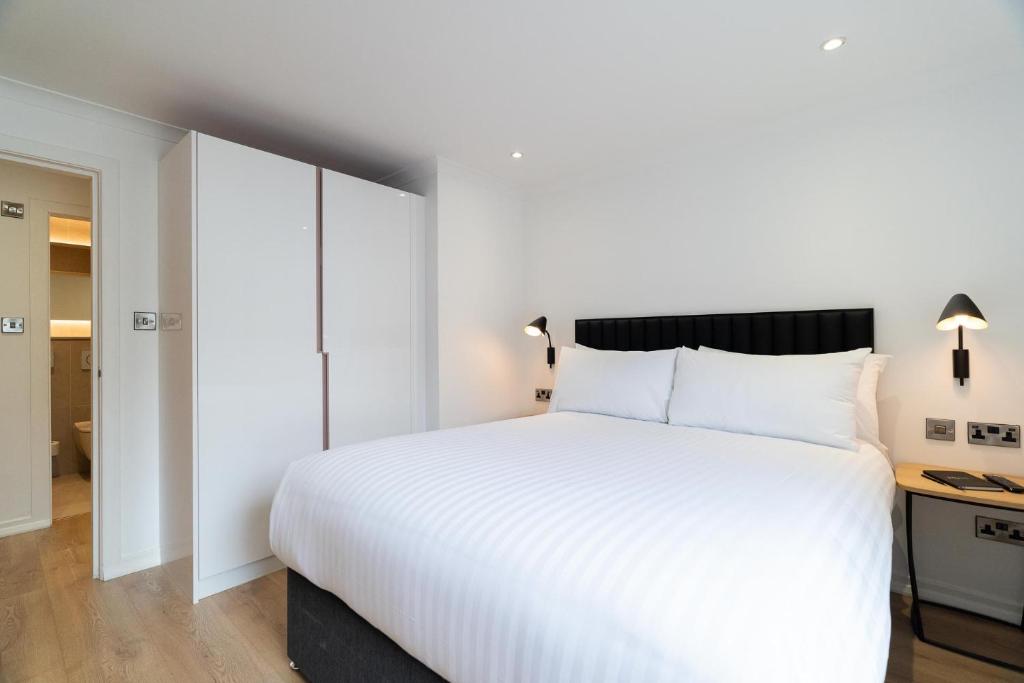 PREMIER SUITES Edinburgh Fountain Court, Edinburgh (updated prices 2025)