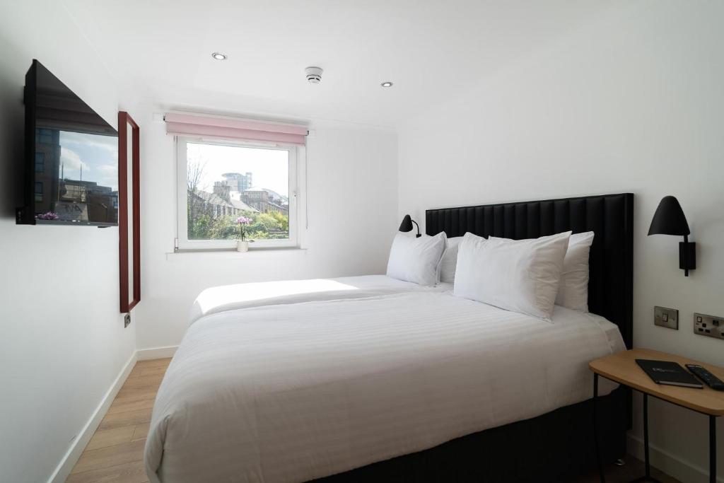 PREMIER SUITES Edinburgh Fountain Court, Edinburgh (updated prices 2025)