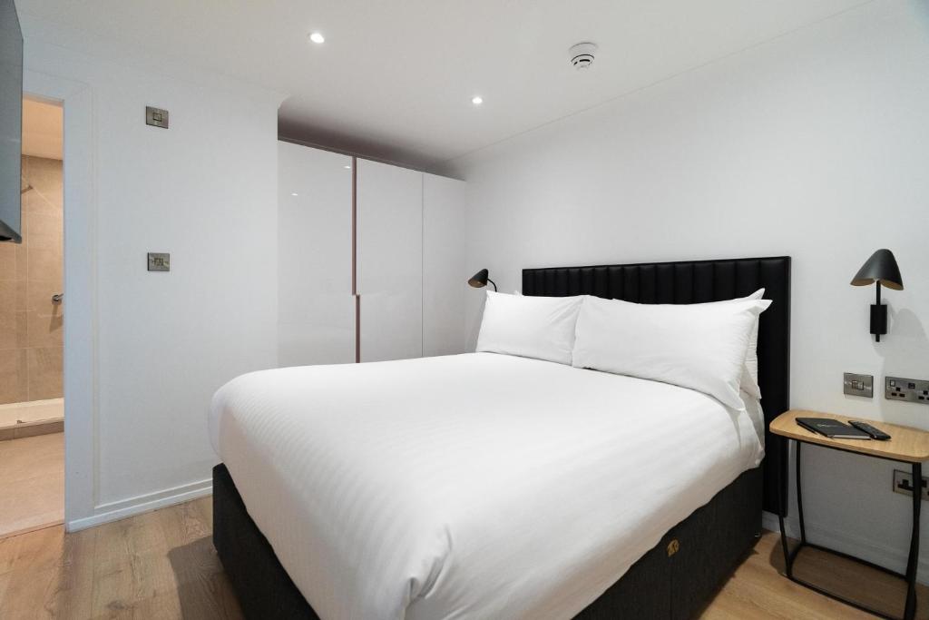 PREMIER SUITES Edinburgh Fountain Court, Edinburgh (updated prices 2025)
