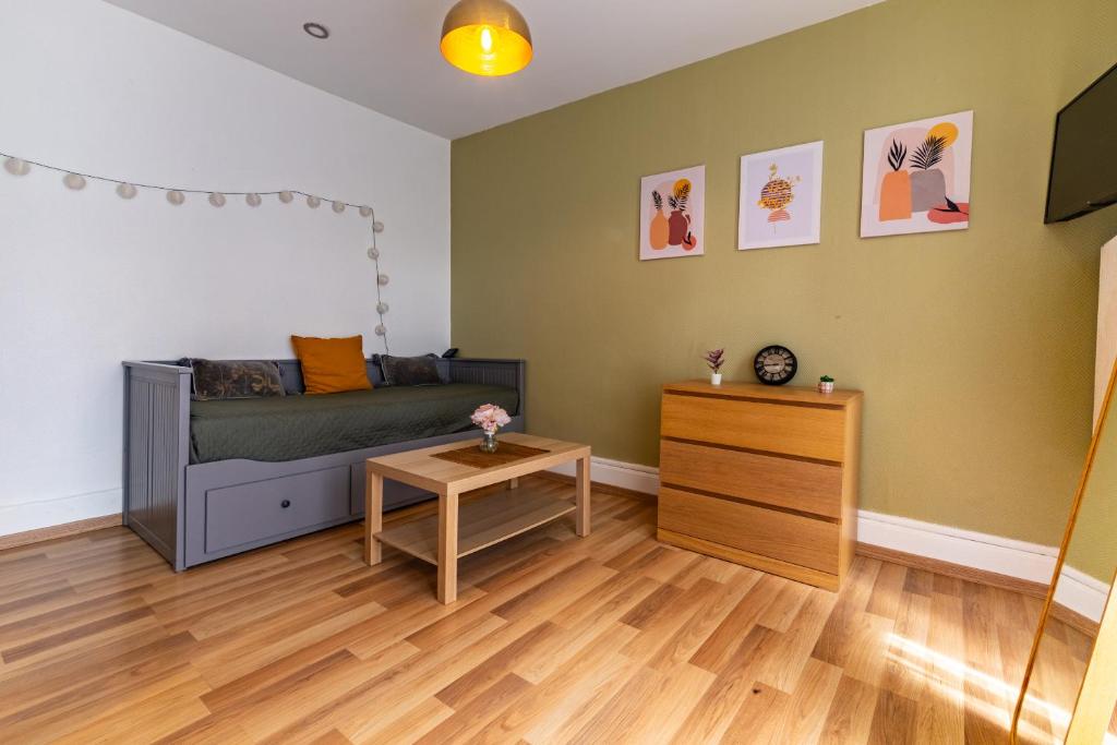 Petit studio Cocon, Dijon (updated prices 2025)