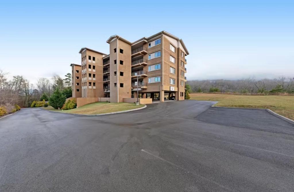 Venus Lodges 135 by Stony Brook Cabins, Gatlinburg (updated prices 2025)