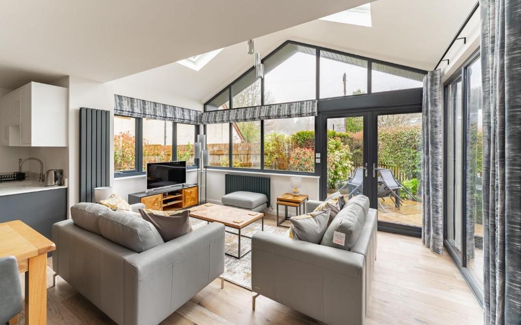 Simonstone, Ambleside (updated prices 2025)