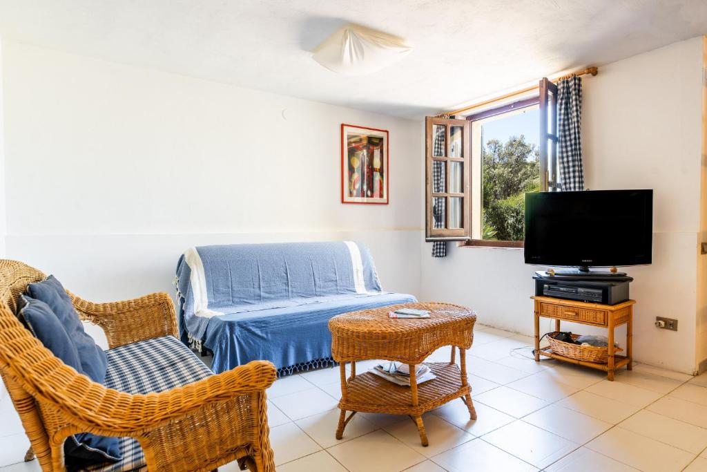 Lasala sul mare, Terra Mala (updated prices 2026)