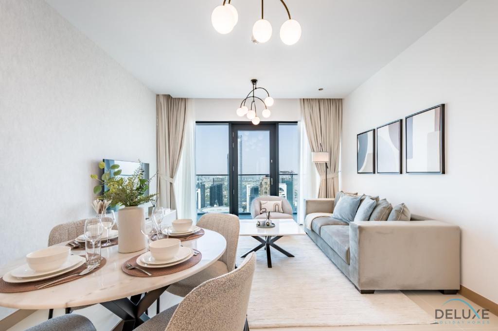 Charming 2BR Apartment in VIDA Residences, Dubai Marina by Deluxe ...