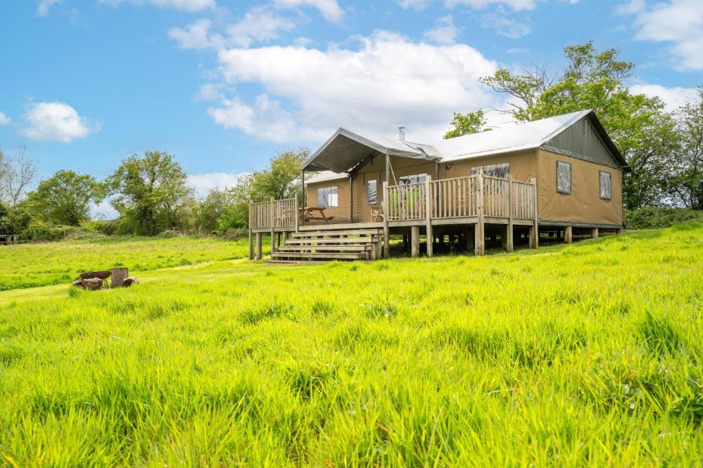 Linnet - Sweffling Hall, Rendham (updated prices 2025)