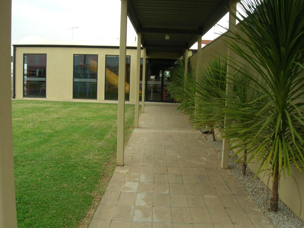 Overlander Hotel Motel, Shepparton (updated prices 2025)