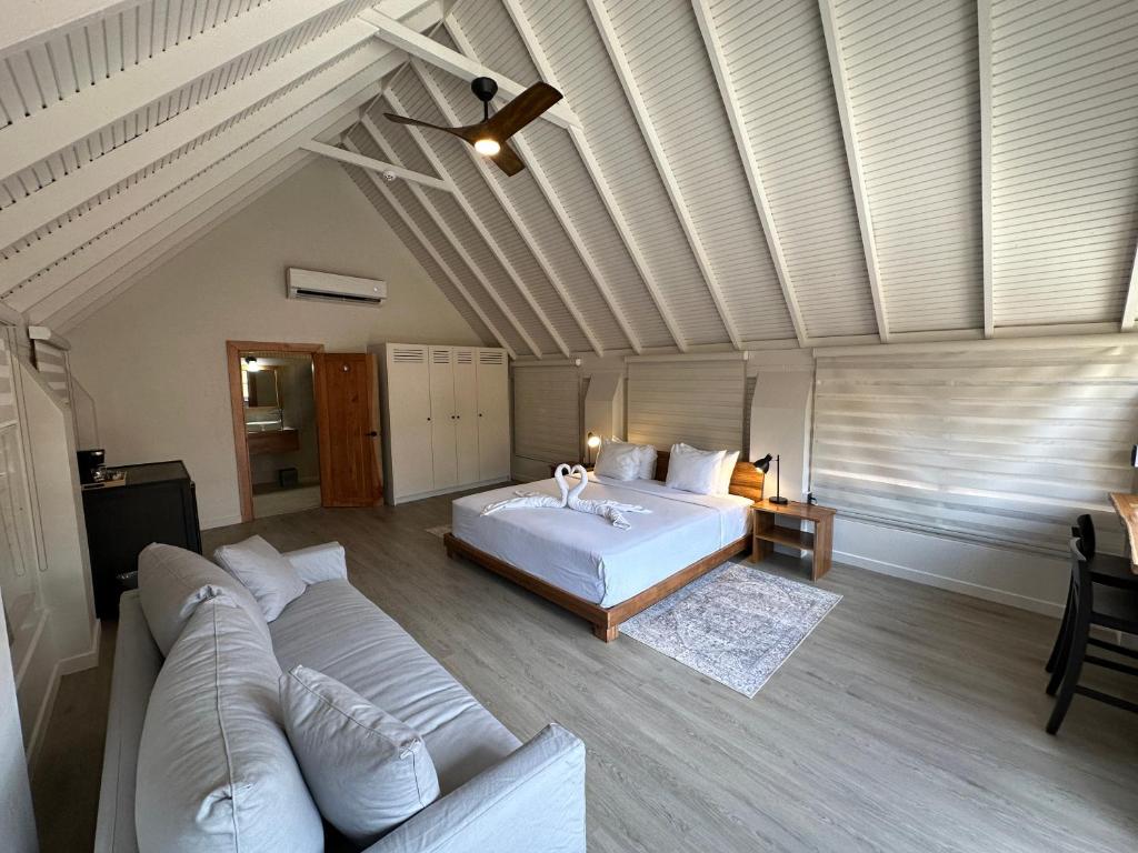 HADCO Experiences at Asa Wright Nature Centre, Blanchisseuse (updated ...