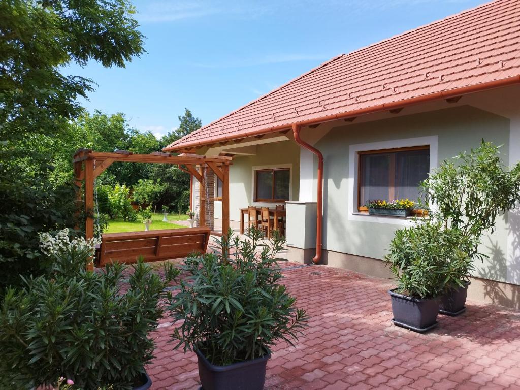 Gönyüi álom kuckó, Gönyů (updated prices 2026)