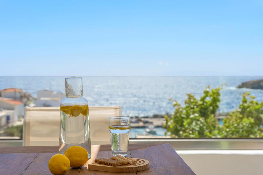 Demilia Luxury Suites, Batsi (updated prices 2026)