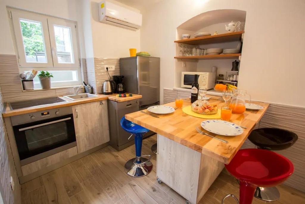 Green oasis in the heart of Split, Split (updated prices 2026)