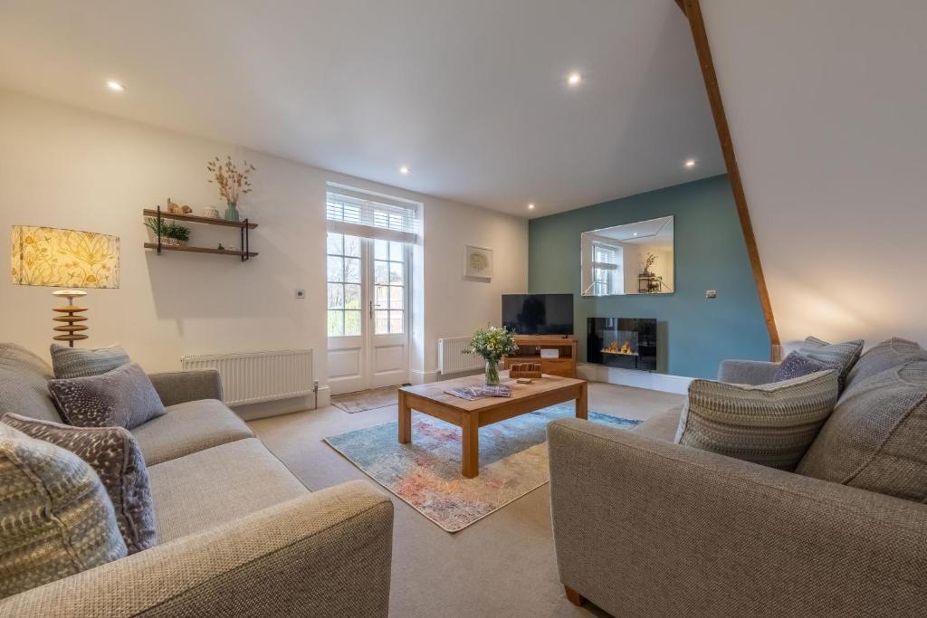 Bay Tree Cottage, Little Walsingham (updated prices 2025)