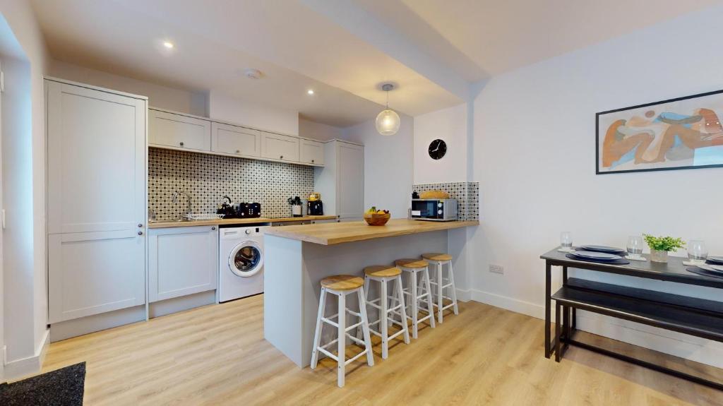 Cohost Partners Modern 2BR Duplex Fast WiFi, Cardiff (tarifs actualisés, 2025)