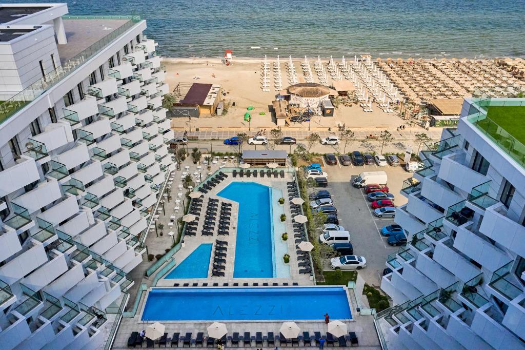 Vanilla Sky - Infinity Pool & Spa Resort, Mamaia Nord (updated prices 2024)