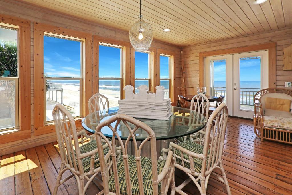 Ramblin Wreck by Pristine Property Vacation Rentals, Cape San Blas ...