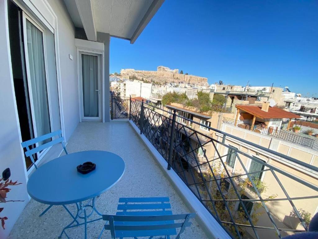 Stunning and Ideal 2BR Suite with Acropolis View, Athens – Updated 2024 Prices