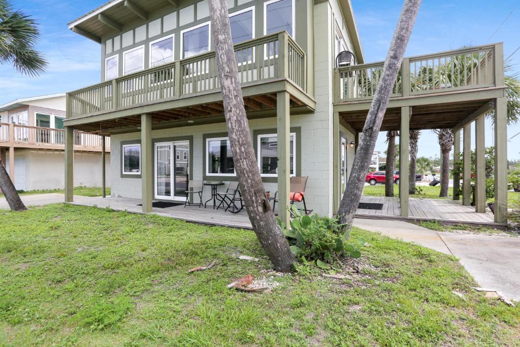 Beach View Lower by Pristine Properties Vacation Rentals, Mexico Beach ...