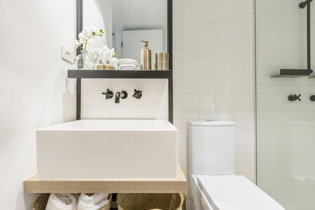 VAQUAY Soho In Docklands, Melbourne (updated prices 2025)
