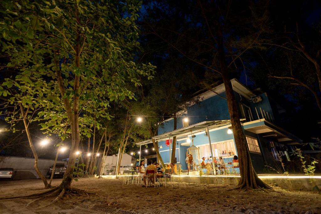 Mosaic Liwliwa Hotel Near Beach, Zambales (updated prices 2025)