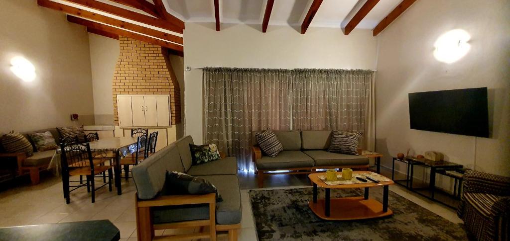 Victoria Court 1, Hentiesbaai (updated prices 2026)