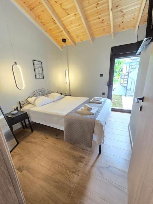 Seashell tiny house, Nea Kalikratia (updated prices 2025)