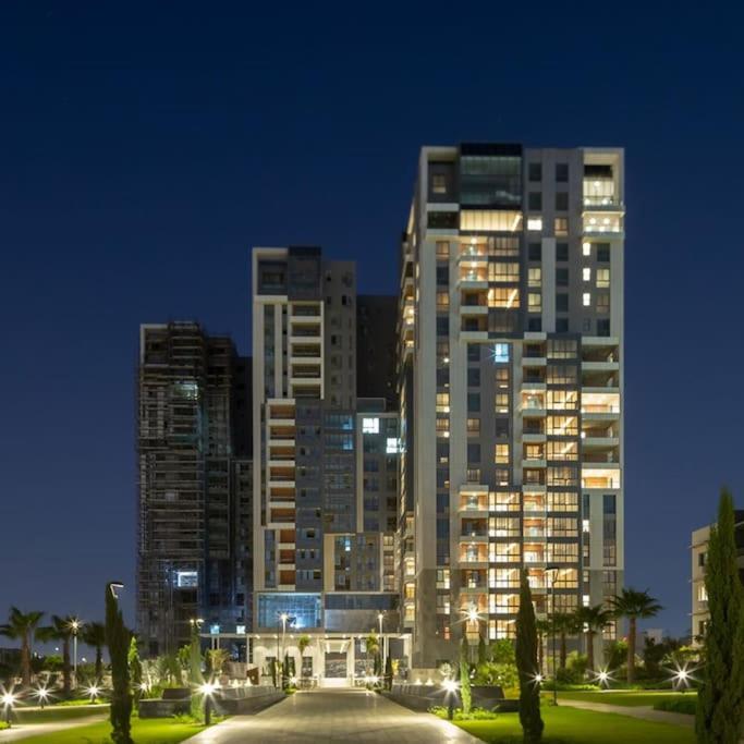Luxury 1BR Apt in AEON Towers, 6th Of October (updated prices 2025)