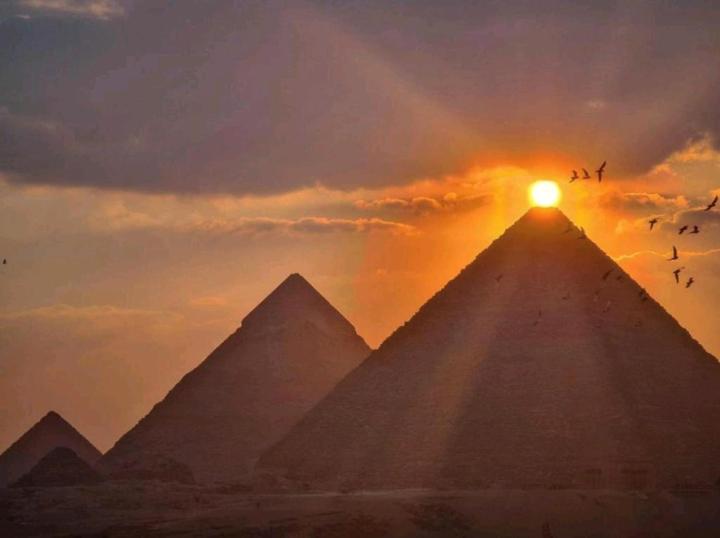 Moon pyramids view inn, Cairo (updated prices 2025)