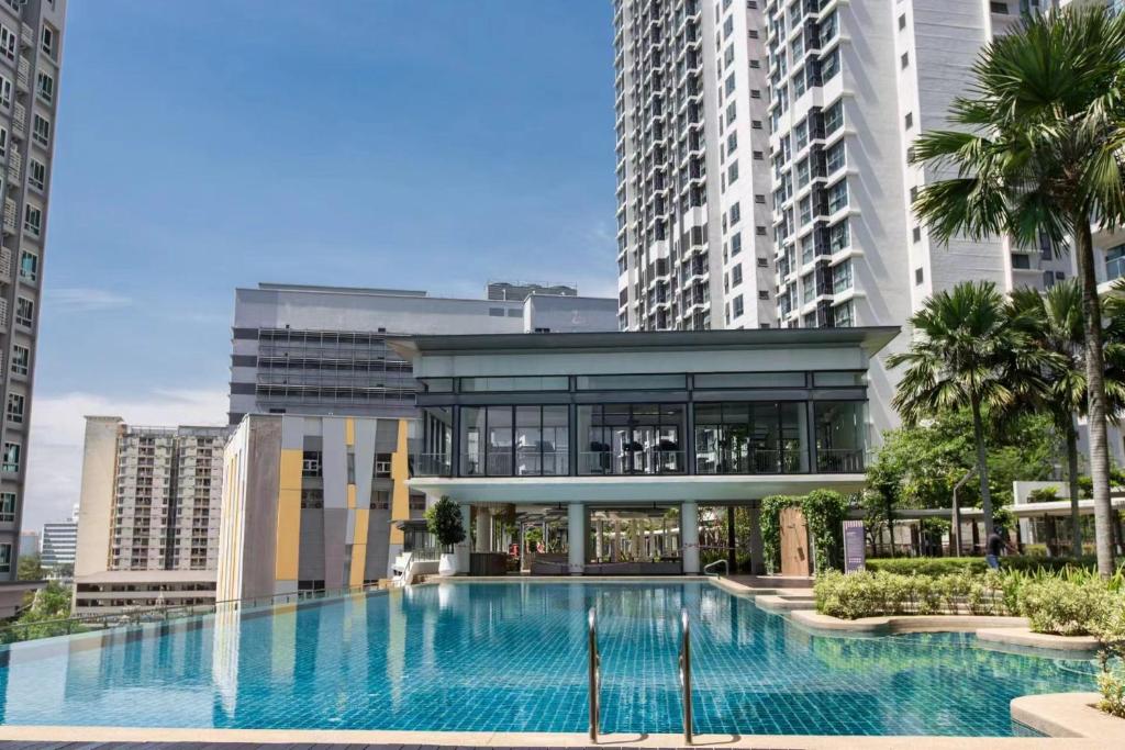 V Residence at Sunway Velocity by MY TRIP & MY STAY, Kuala Lumpur ...