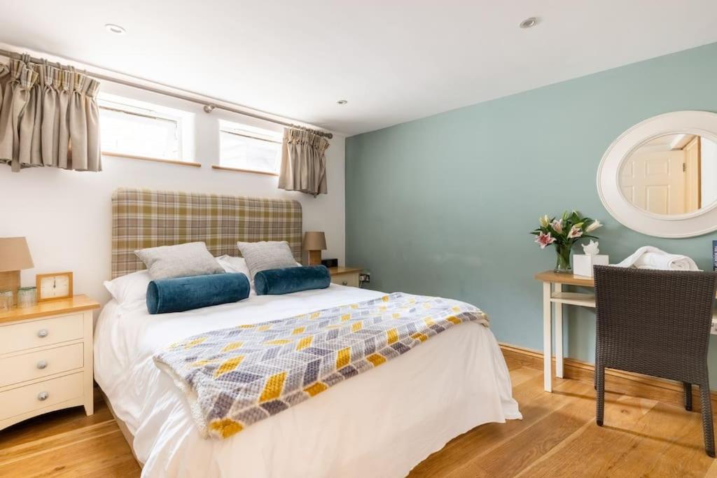 Duke House ground floor Apartment, Padstow (updated prices 2025)