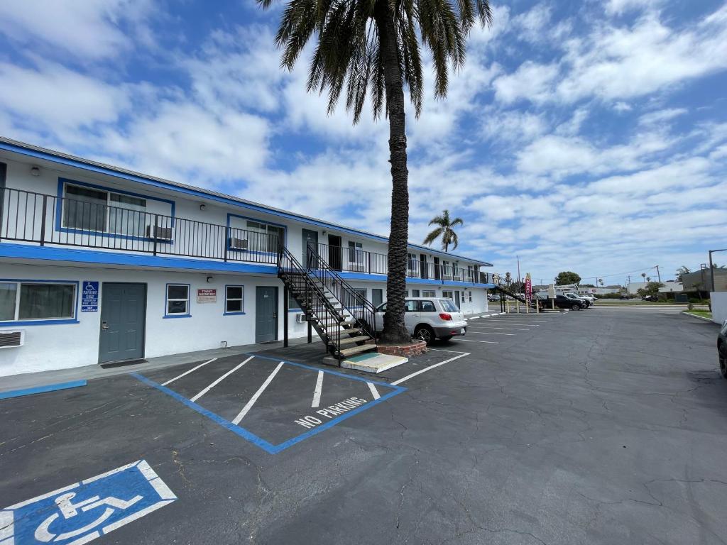 Sunny Sands Inn, Costa Mesa (updated prices 2025)
