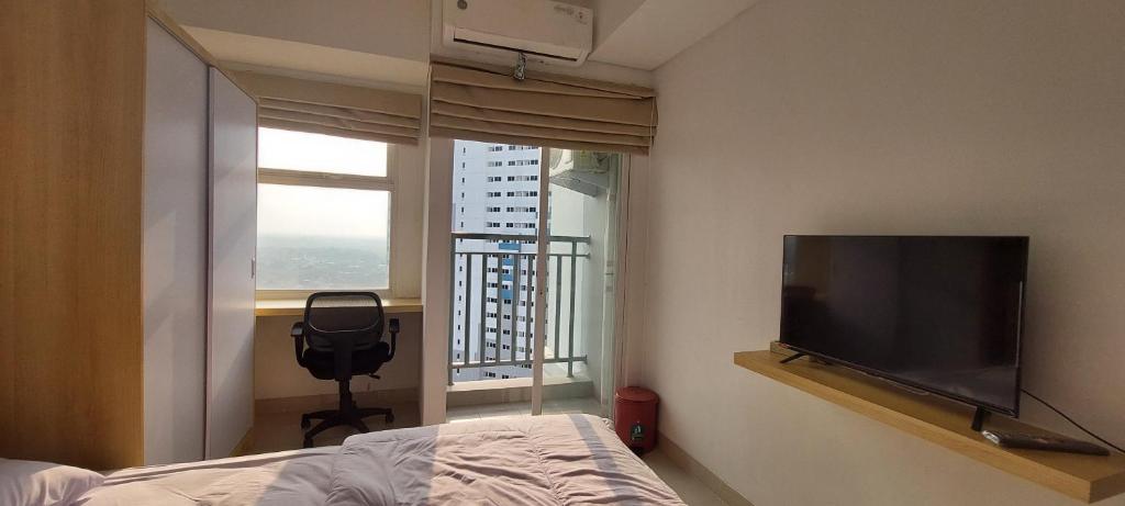 Popo Home Living - Apartemen Serpong Garden, Cibelut (updated prices 2025)