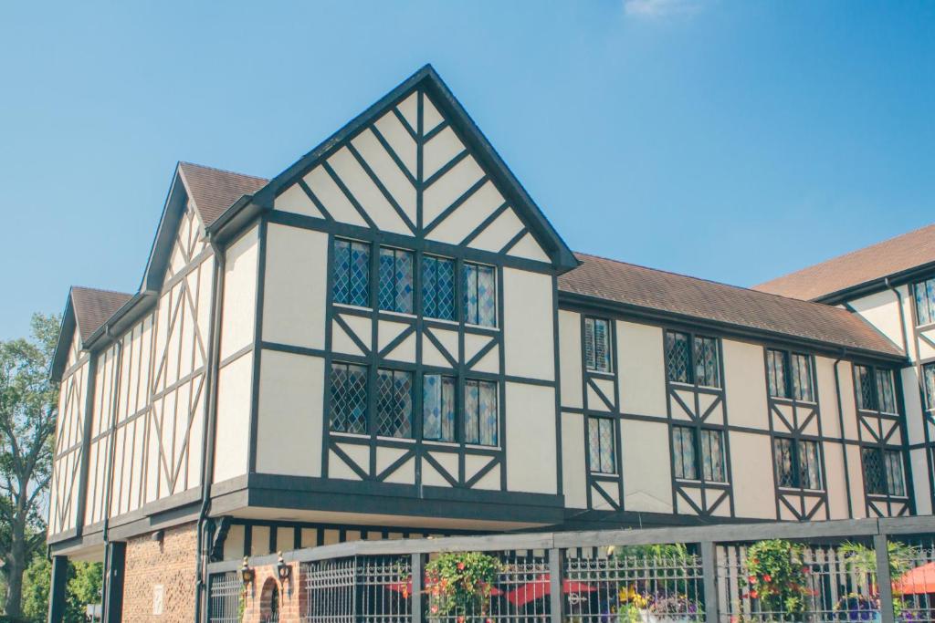 The Cheshire, Saint Louis (updated prices 2025)