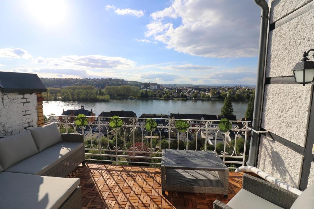 -RESIDENZ JOSEPHINE- Atemberaubender RheinBlick bis zum Deutschen Eck, Koblenz (updated prices 2025)