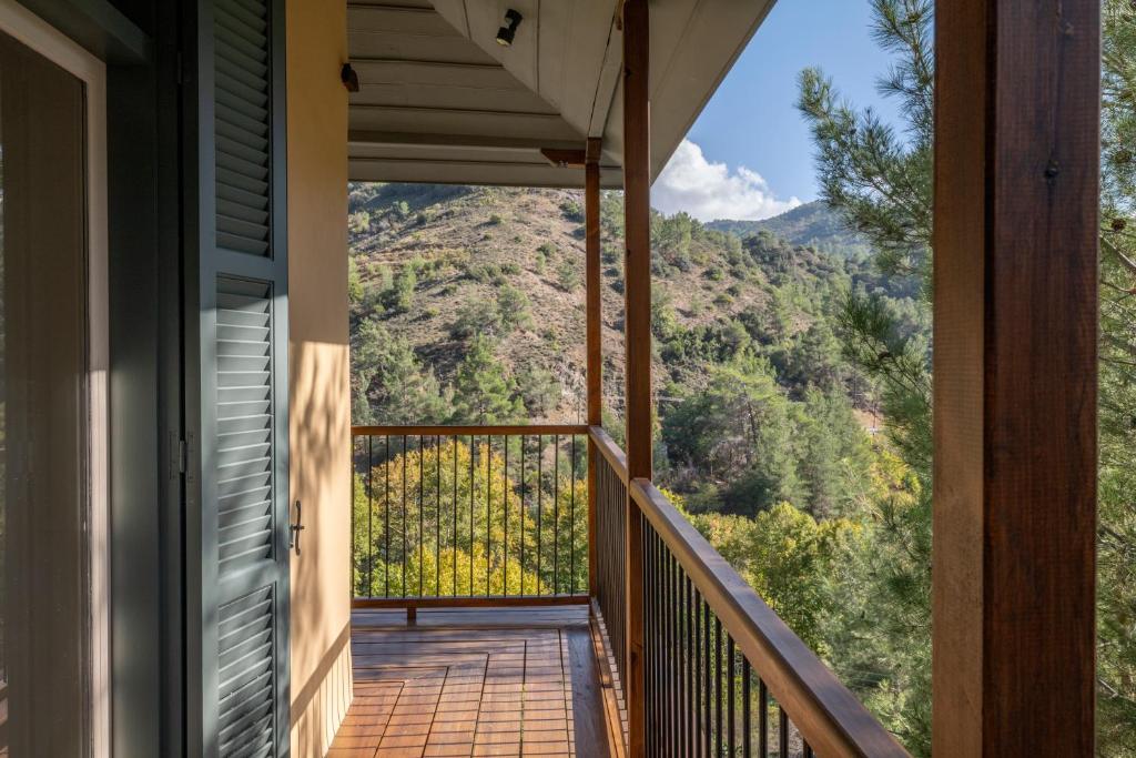Casa Oliva Guesthouse, Tris Elies (updated prices 2026)