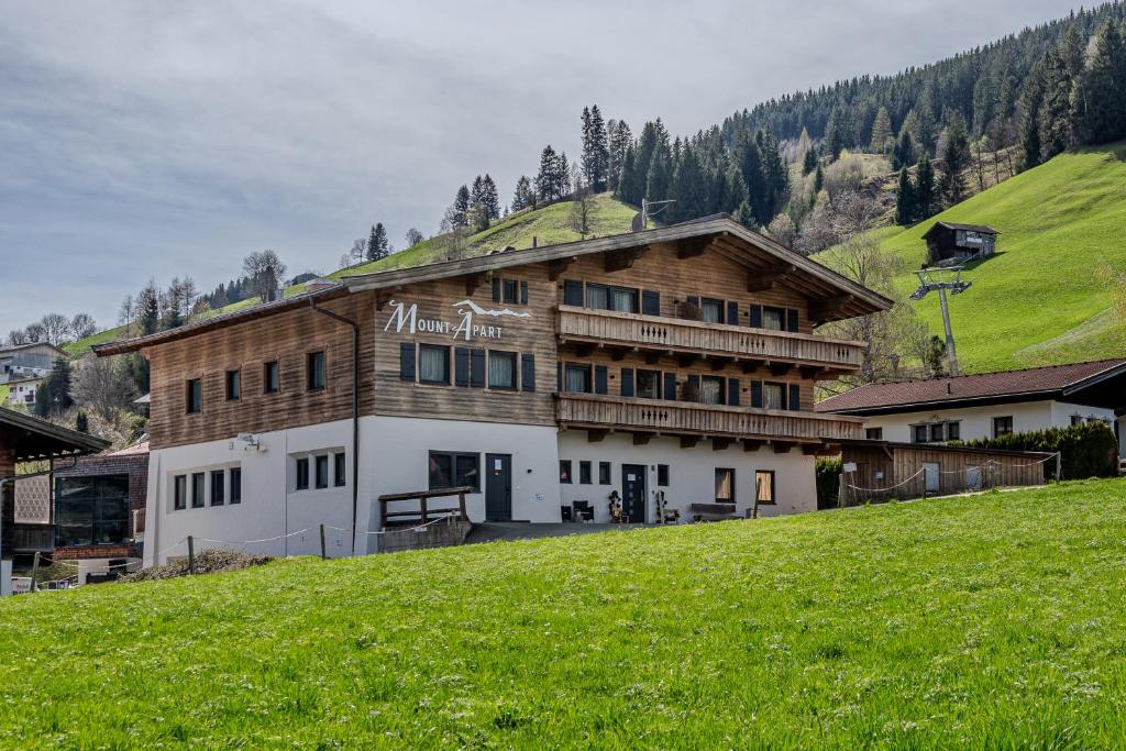 MountApart Ski in - Ski out, Jochberg (updated prices 2025)