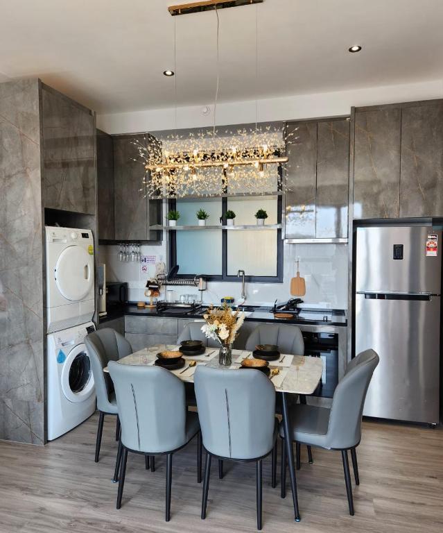 Penang Georgetown 3BR2CPGF The Martian #TvBox, Jelutong (updated prices ...