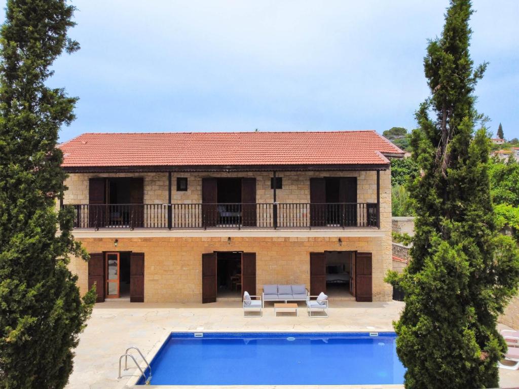 Phaedrus Living: Traditional Stone House Pachna, Pachna – Updated 2024 ...