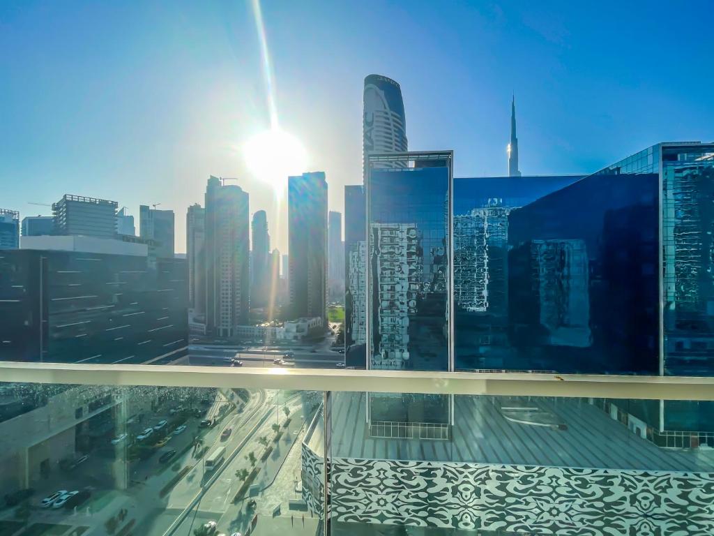 Elegant Two Bedroom In Damac Majestine - Business Bay Dubai - Ezytrac Vacation Homes, Dubai ...